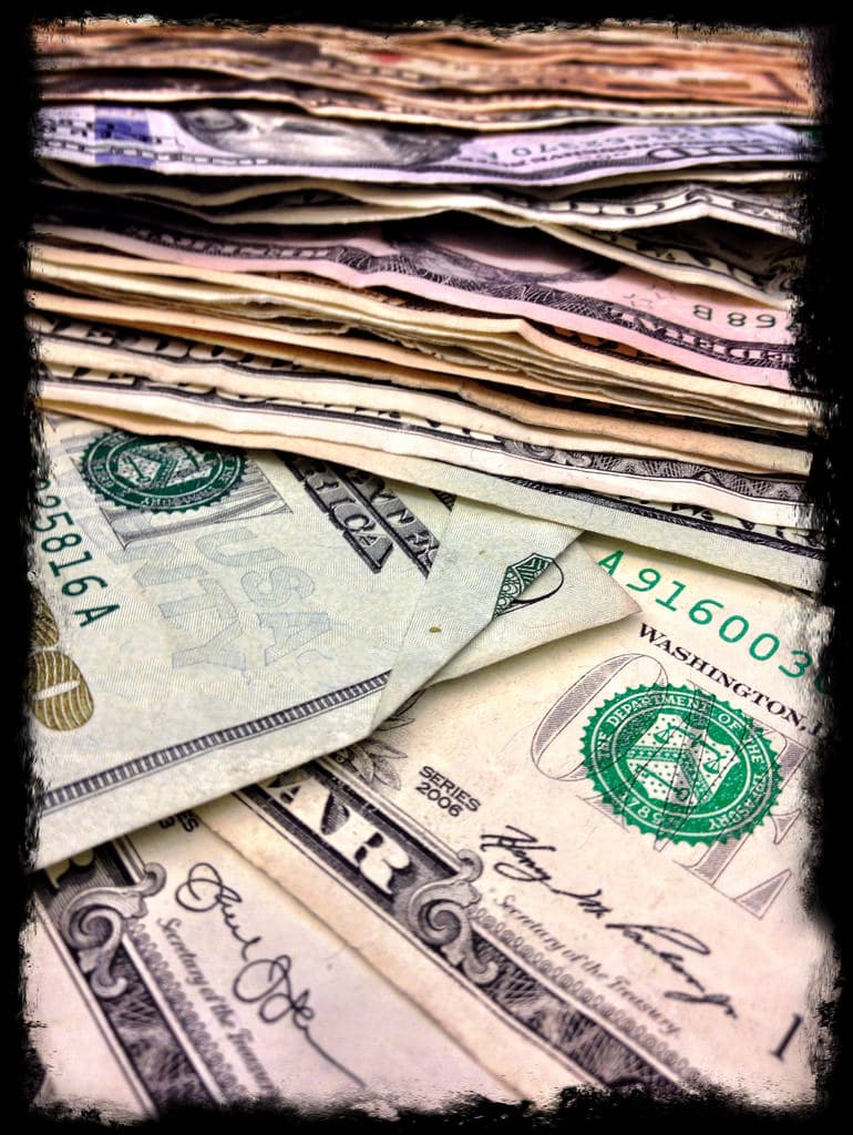 How To Attract Money 5 Techniques To Manifest Abundance Psychic Element